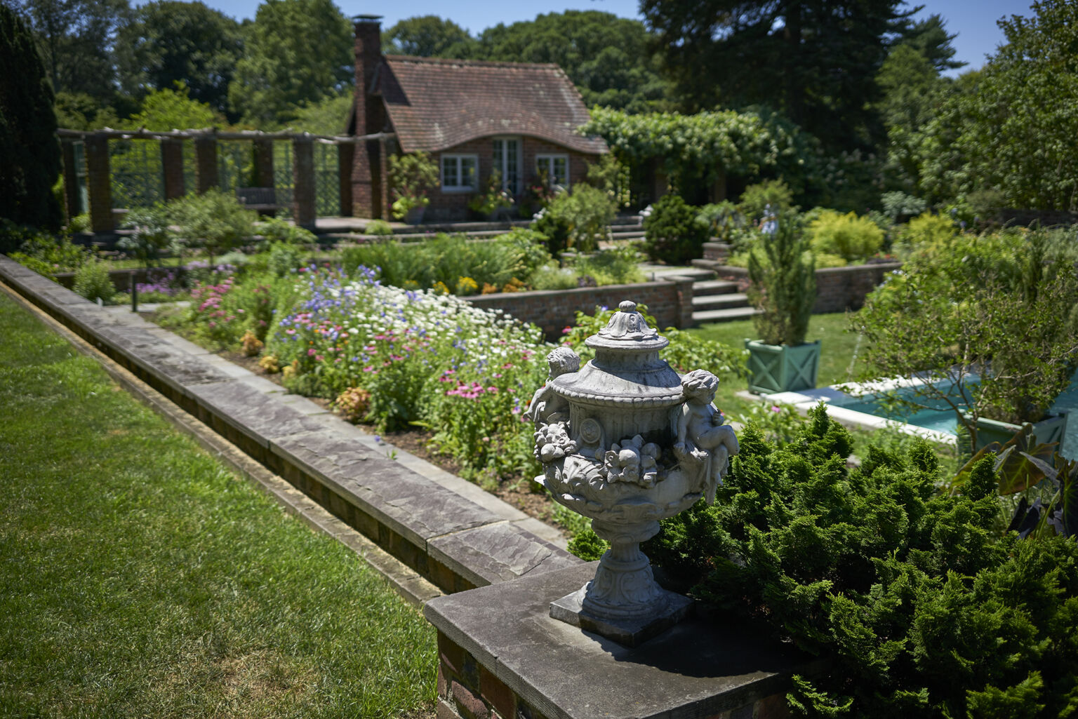 Summer Lovin’ Guide to Planting Fields – Planting Fields Foundation